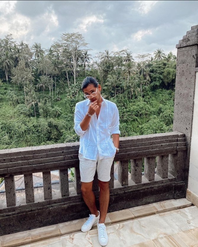 Sempat Vakum, Ini 4 Pesona Aliando Syarief dan Giorgino Abraham | merdeka.com