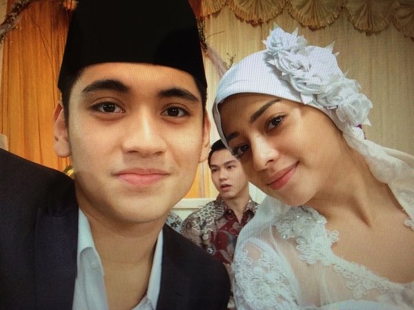 Curi Perhatian, Ini Potret Awal Karier 4 Pemain Love Story The Series ...