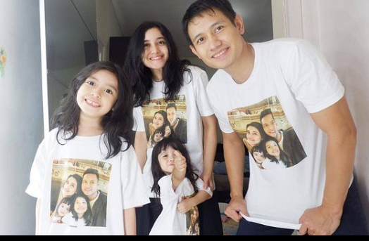 Selalu Harmonis, Ini Momen Kebersamaan Keluarga Lian Firman Pemain ...