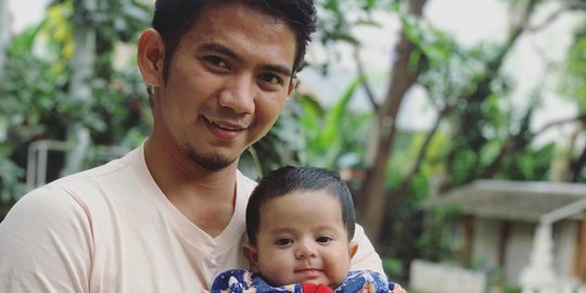 Rizki DA Unggah Foto Terbaru Sang Anak, Dipuji Ganteng