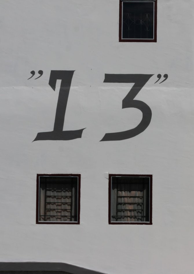 Menengok Rumah Unik Berbentuk Sepatu di Medan, Punya 3 Lantai