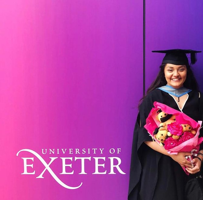 Jadi Lulusan Inggris, Ini 4 Potret Farah Labita Anak Sulung Ferdy Hasan ...