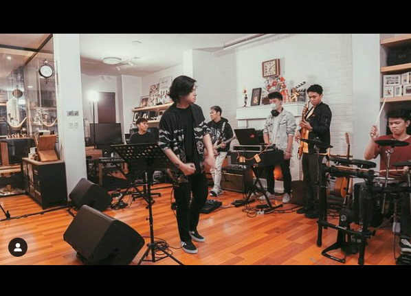 4 Pesona Aldy Maldini, Eks Coboy Junior yang Kini Jadi Sorotan ...
