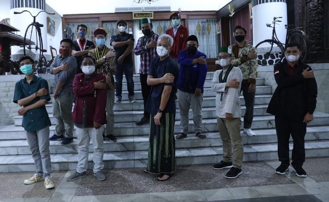 Aktivis Mahasiswa Kelompok Cipayung Sowan ke Ganjar Bahas Gerakan ... Aktivis Mahasiswa Kelompok Cipayung Sowan ke Ganjar Bahas Gerakan ...