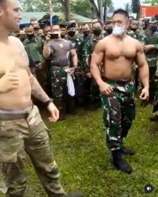 Ternyata Bukan Andika, Ini Prajurit TNI Berotot 'Rambo' Bikin Tentara ...
