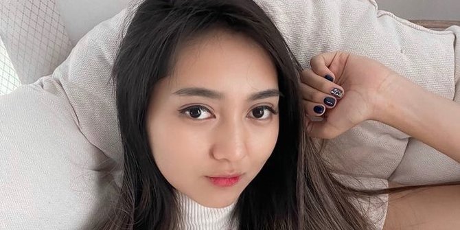 Jajal Peruntungan di Dunia Film, Ini 4 Potret Gamers Cantik Anna ...