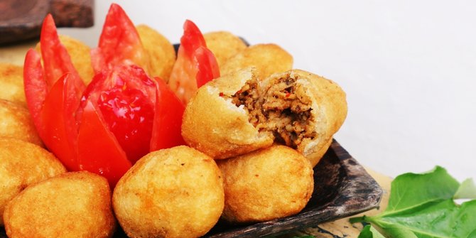 Resep Comro atau Combro Pedas, Olahan Singkong Isi Oncom khas Sunda ... Resep Comro atau Combro Pedas, Olahan Singkong Isi Oncom khas Sunda ...
