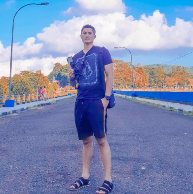 4 Potret Indra Rooney, Aktor yang Kerap Bintangi Pintu Berkah | merdeka.com