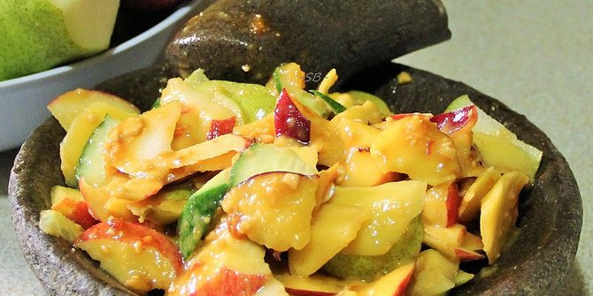 7 Resep Rujak Jambu Kristal, Makanan Hits Cocok jadi Ide Bisnis ...