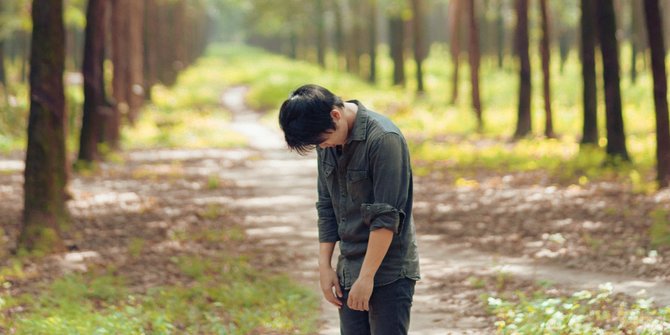 30 Kata-kata Loro Ati Bahasa Jawa Beserta Artinya, Ungkap Kesedihan ...