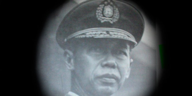 Kisah Jenderal Hoegeng, Pernah Disantet Perwira karena Bongkar Skandal ...