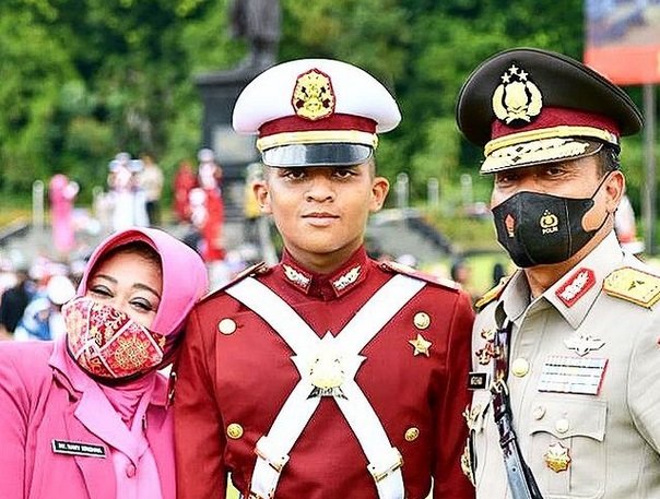 Putra akan Pendidikan Akpol,Jenderal Polisi Berpesan 'Jadi Polisi Kuat ...