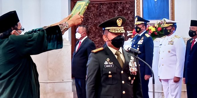 Jabat Kasad, Dudung Abdurachman Naik Pangkat Jadi Jenderal | merdeka.com
