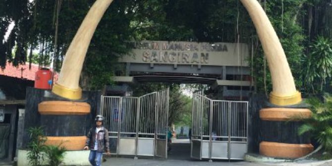 Mengunjungi Sangiran, Situs Manusia Purba yang Jadi Warisan Dunia ...