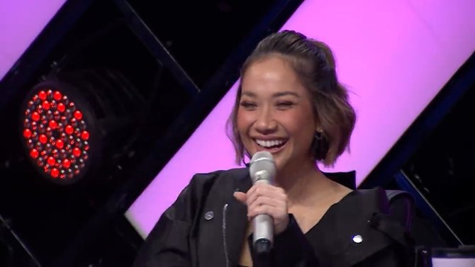 Ariel diajak Travelling Oleh Peserta X Factor Cantik, Rossa Langsung ...
