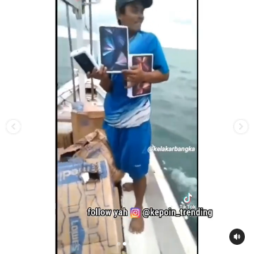 Bikin Iri, Nelayan Menemukan Iphone Hingga Macbook Saat Melaut | merdeka.com