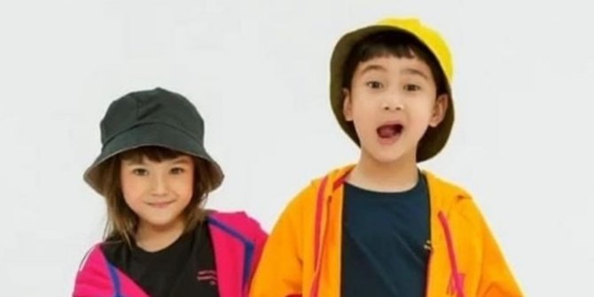 Potret Rafathar dan Gempi Sama-sama 'Pamer' Gigi Ompong, Ekspresinya ...