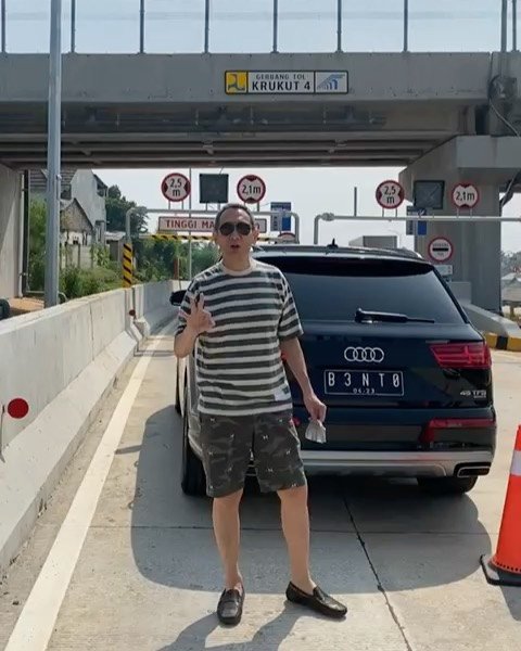 Harus Bayar Rp3 Ribu, Kenapa Bos Jalan Tol Jusuf Hamka Tak Gratiskan Nasi Kuning? | merdeka.com