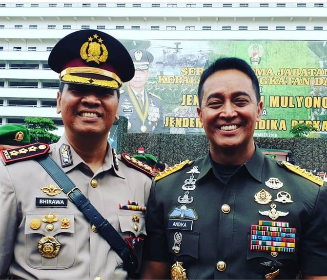 Potret Masa Muda Panglima TNI Andika, Masih Kapten Pakai Baret Merah Kopassus | merdeka.com