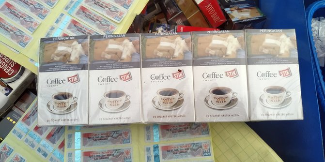 Miliki Banyak Kesamaan, ini Ciri-Ciri Rokok Ilegal | merdeka.com