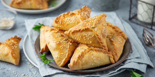 3 Jajanan Tradisional Penyempurna Liburan Natal Bareng Keluarga