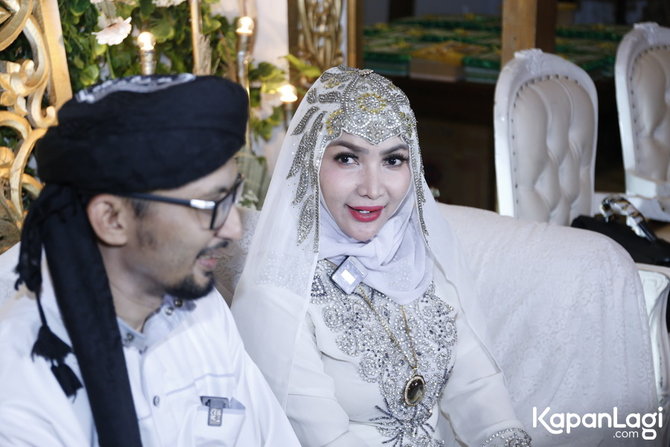 Akan Segera Menikah, Ini Deretan Fakta Andre Irawan Calon Suami Roro ...