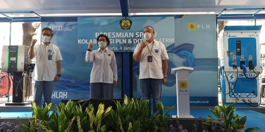 Pemerintah Resmikan 2 SPKLU di Kantor Ditjen Ketenagalistrikan ... Pemerintah Resmikan 2 SPKLU di Kantor Ditjen Ketenagalistrikan ...