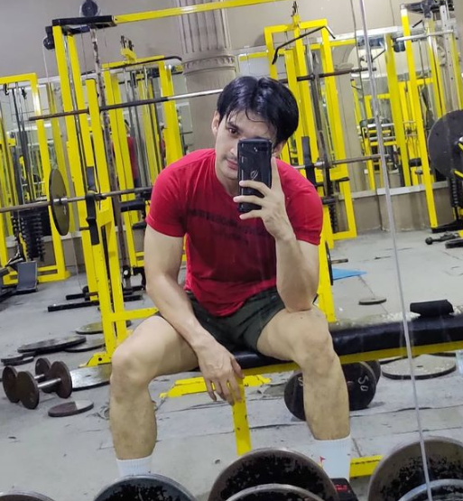 Hobi Olahraga, Ini 4 Potret Rexy Rizky 'Kisah Nyata Spesial' yang Punya ...