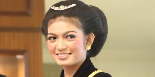 Genap Berusia 33 Tahun, Intip Potret Transformasi Selvi Ananda dari ...