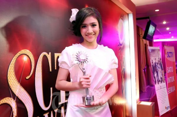 Febby Blink Waktu Kecil