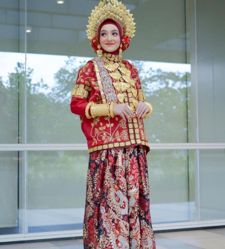 4 Fakta Amanda Lucson Pemain Pintu Berkah, Keturunan Belanda