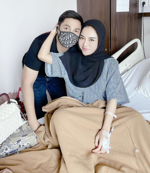 Medina Zein Sebut Lukman Azhari Selingkuh, Intip 5 Potret Mesra ...