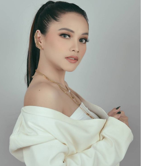 Main di Suara Hati Istri, Intip Perjalanan Karier Mela Amelia | merdeka.com