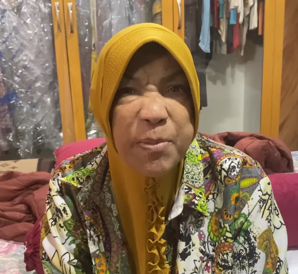 Meninggal Dunia Akibat Positif Covid-19, Dorce Gamalama Sempat ...