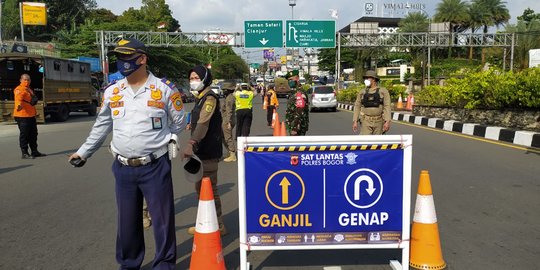 Ganjil Genap dan One Way Diterapkan di Puncak Bogor hingga Minggu | merdeka.com