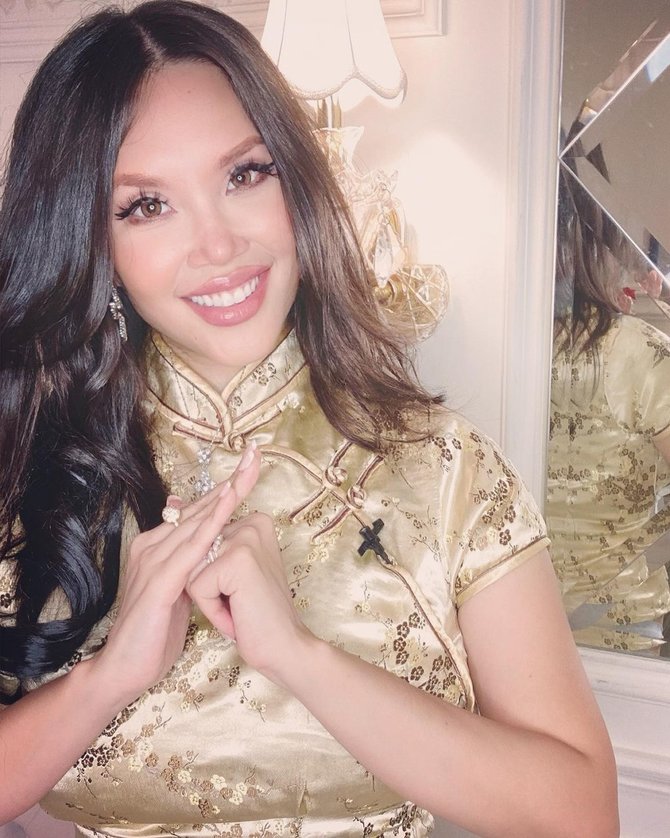 Video Makan Nasi Padangnya Viral, Ini Chef Vindy Lee yang Kerap Ajarkan ...