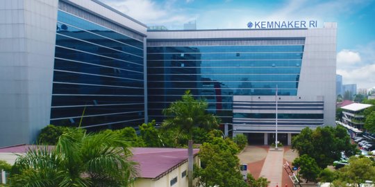 Permudah Pelayanan Pencatatan PKWT, Kemnaker Bangun Sistem Aplikasi e ... Permudah Pelayanan Pencatatan PKWT, Kemnaker Bangun Sistem Aplikasi e ...
