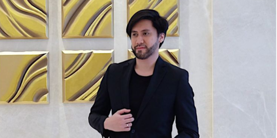 Makin Macho di Usia 32 Tahun, Intip 4 Potret Terbaru Kevin Aprilio ...