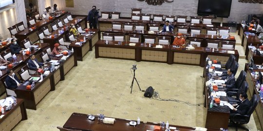 Anggota DPR Nonton Video Porno saat Rapat Dipanggil MKD | merdeka.com