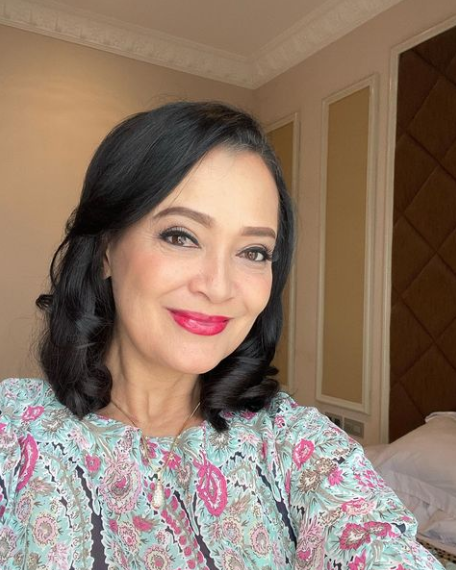 Tetap Eksis di Usia 53 Tahun, Intip Pesona Ivanka Suwandi Pemain FTV ...