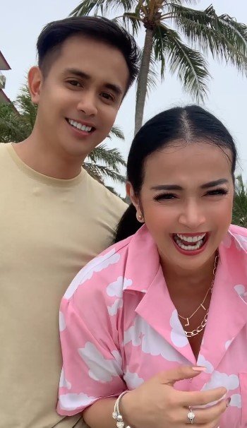 Makin Langsing, Intip Potret Terbaru Jennifer Jill yang Curi Perhatian ...