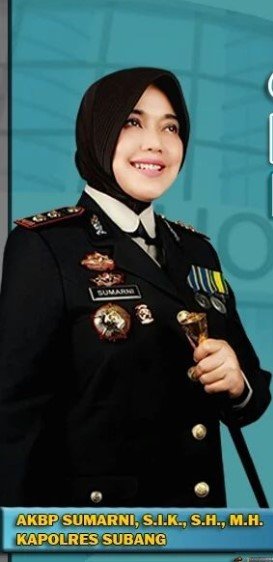 Polisi Dulu Bantu Keluarga Rebus Batu Kini jadi Dirdik KPK, Istrinya Ternyata Polwan | merdeka.com