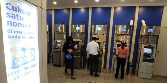 Bank BCA: Tawaran Jadi Nasabah Prioritas Melalui Media Sosial Pasti Penipuan | merdeka.com