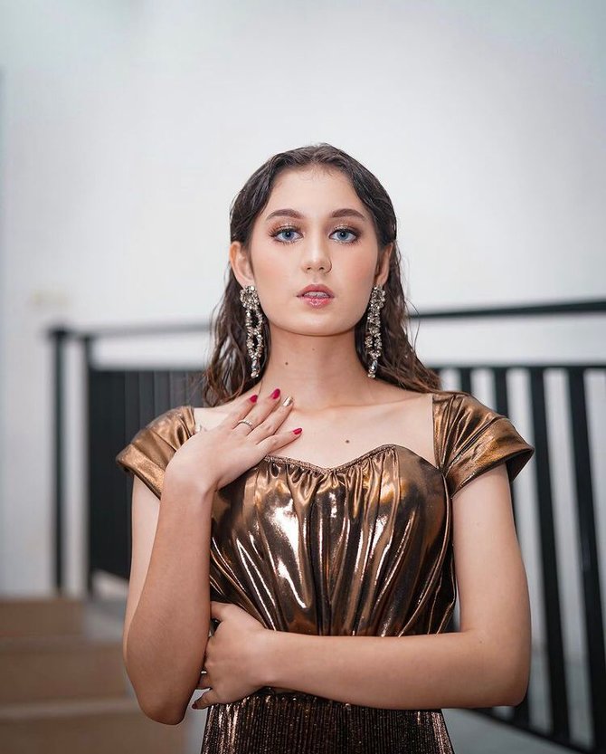 Potret Zoe Abbas Jackson 'Buku Harian Seorang Istri' Ini Bikin Pangling ...