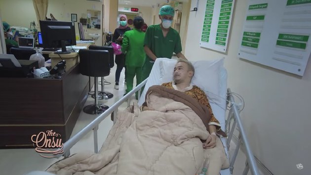 Ditangisi Betrand Peto, Begini Kondisi Terbaru Ruben Onsu yang Kembali Masuk ICU | merdeka.com