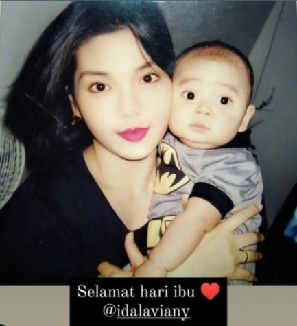 Main di Kisah Nyata Spesial, Intip 4 Potret Ida Yahya Bareng Anak ...