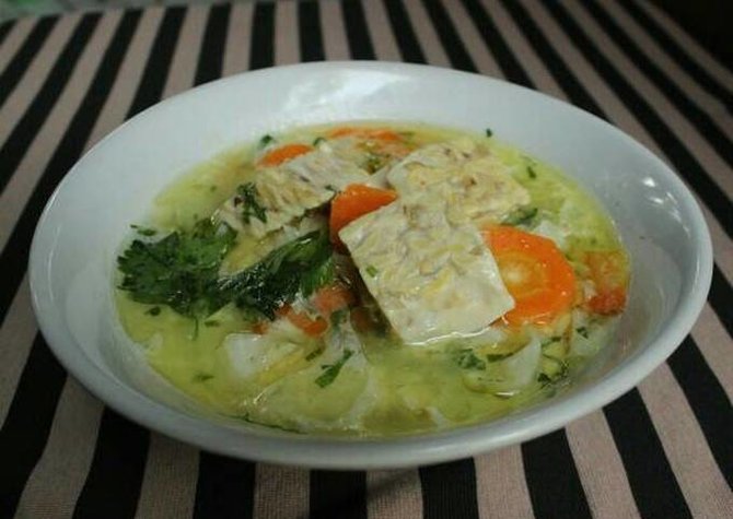 Resep Sup Kuah Santan Berbagai Bahan, Sajian Menu Gurih Menggugah ...