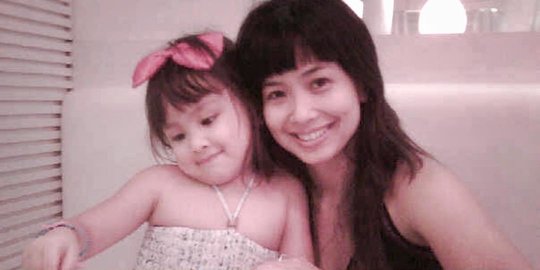 Dijuluki Artis Terjulid, Intip Transformasi Feni Rose dari Awal Karier ...
