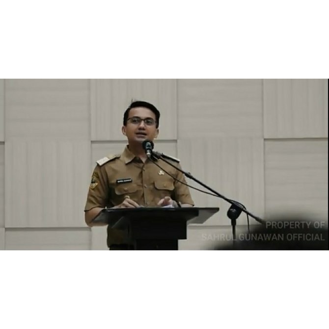 Diduga Dekat dengan Desy Ratnasari, Begini Tanggapan Sahrul Gunawan ...