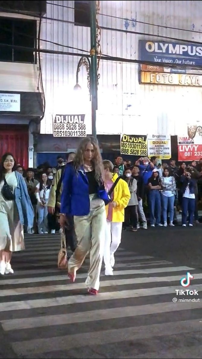 Tak Kalah dari Citayam Fashion Week, Ini Suasana Kayutangan Street ...